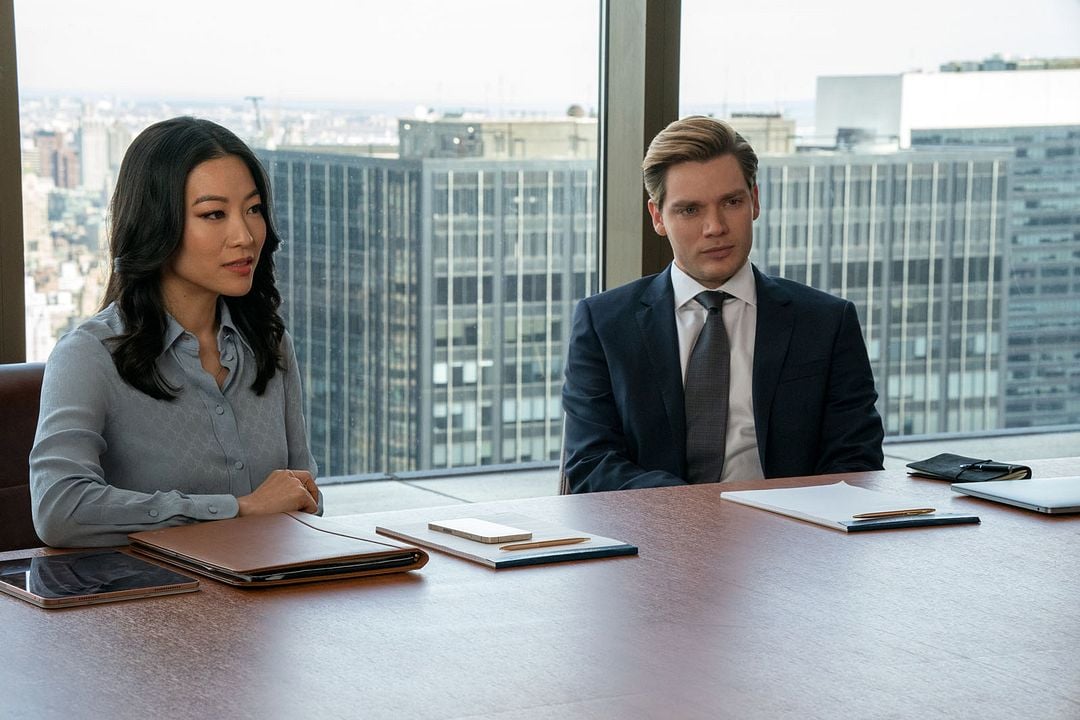 Partner Track: Partner Track : Bild Dominic Sherwood, Arden Cho - 8 von ...
