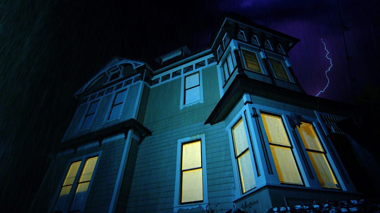 Foto zum Film Storm’s Prey - Er wird dich töten - Bild 1 auf 6 ...