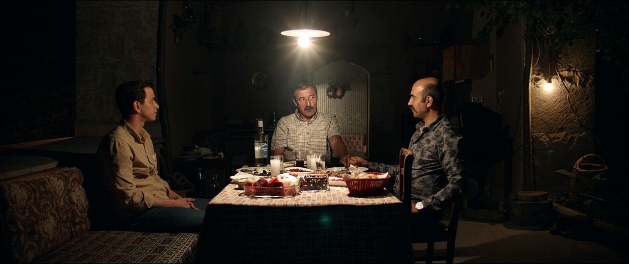 Foto zum Film Burning Days - Bild 14 auf 28 - FILMSTARTS.de