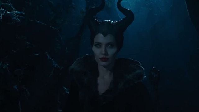 Erster Düsterer Trailer Zu Disneys Maleficent 3d Mit Angelina Jolie