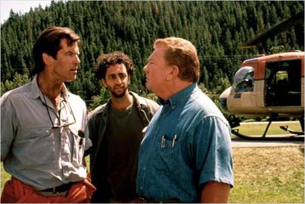 Dante's Peak : Bild Charles Hallahan, Grant Heslov, Pierce Brosnan ...