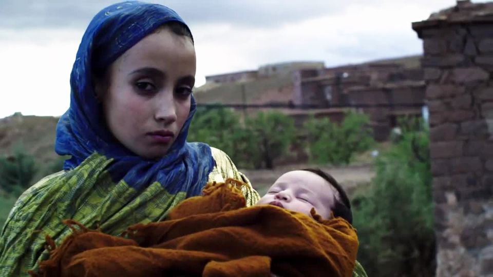 Girl Rising Trailer - Girl Rising Trailer OV - FILMSTARTS.de