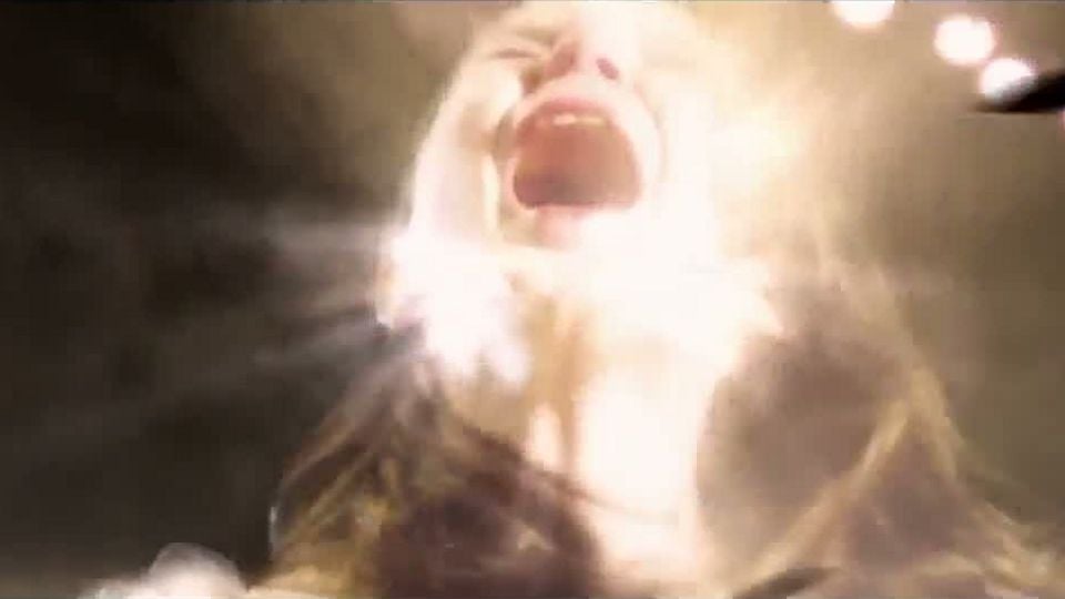 June Trailer - June Trailer (4) OV - FILMSTARTS.de