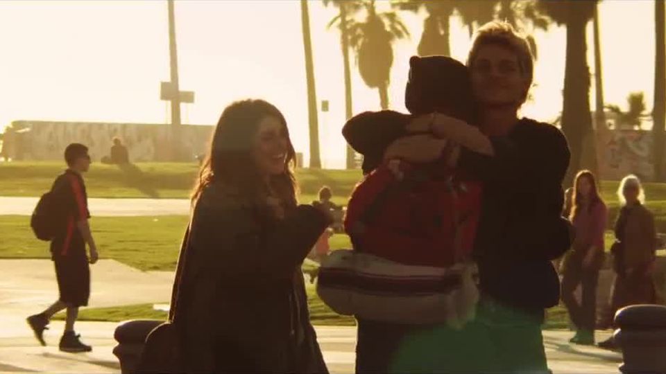 Sugar Trailer - Sugar Trailer OV - FILMSTARTS.de