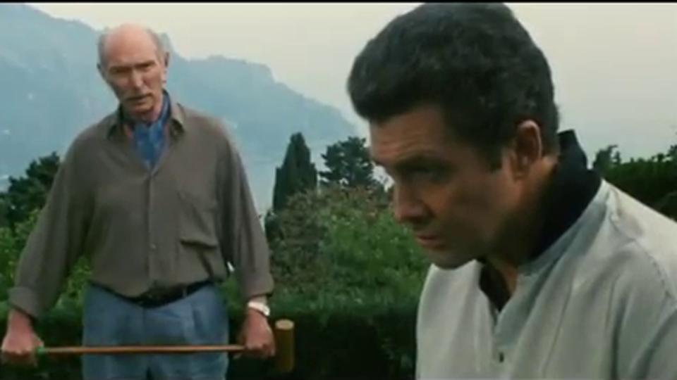 Der Commander Trailer - Der Commander Trailer DF - FILMSTARTS.de