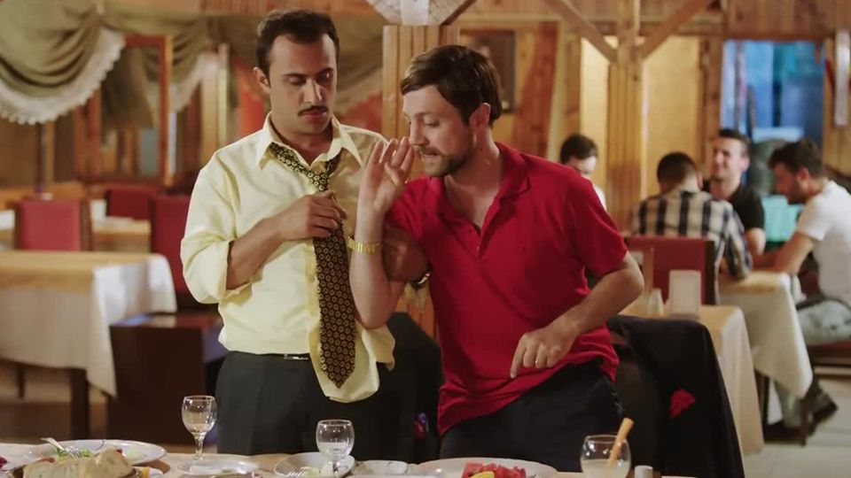 Oflu Hoca'nın Şifresi Trailer - Oflu Hoca'nın Şifresi Trailer (2) OV ...