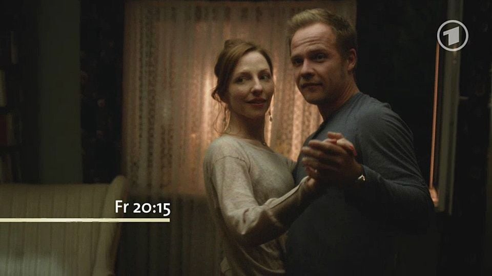 Stille Nächte Trailer - Stille Nächte Trailer DF - FILMSTARTS.de