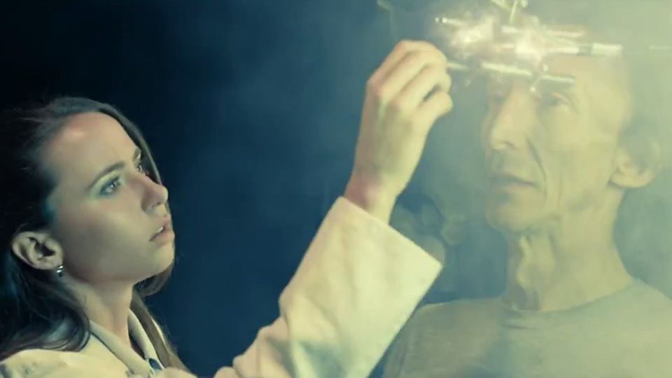 Ejecta Trailer - Ejecta Trailer OV - FILMSTARTS.de