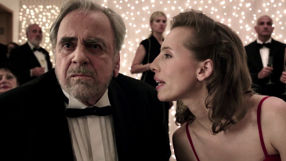 Die Räuber Trailer - Die Räuber Trailer DF - FILMSTARTS.de