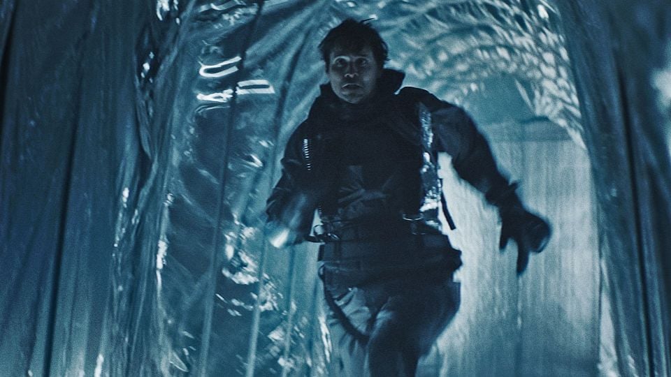 Synchronicity Trailer - Synchronicity Trailer DF - FILMSTARTS.de