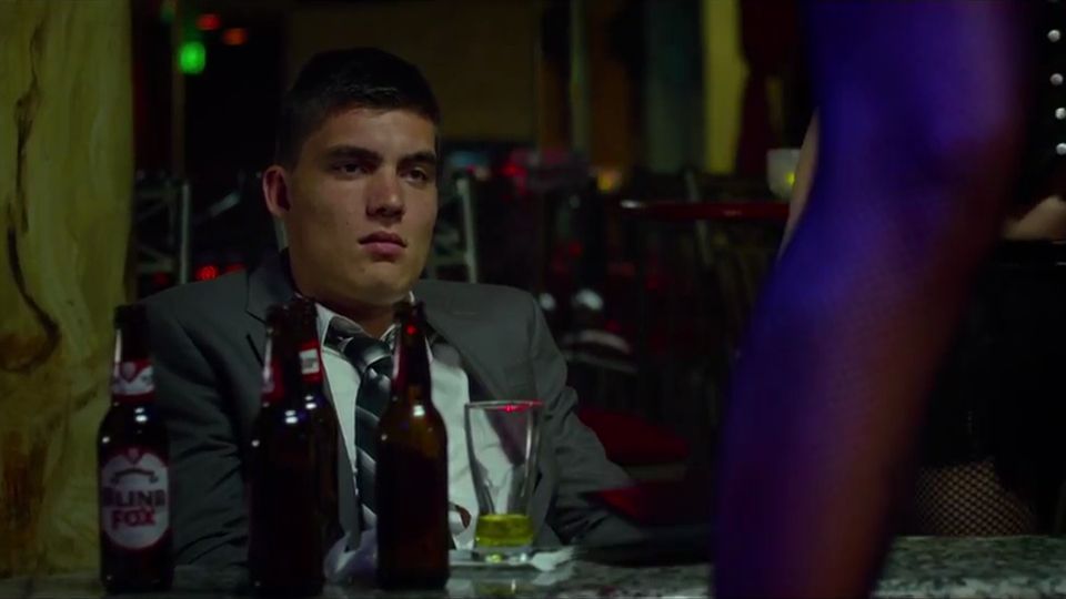 Battle Scars Trailer - Battle Scars Trailer OV - FILMSTARTS.de