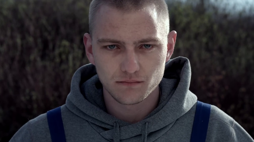 Der Erste Stein Trailer Der Erste Stein Trailer Df Filmstarts De