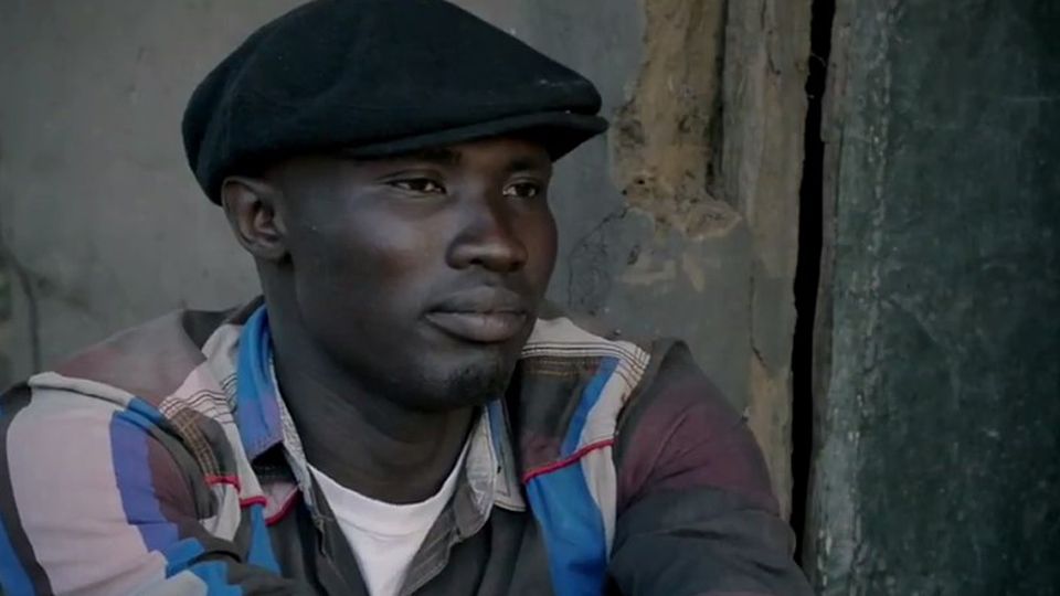 Wrong Elements Trailer - Wrong Elements Trailer OmU - FILMSTARTS.de