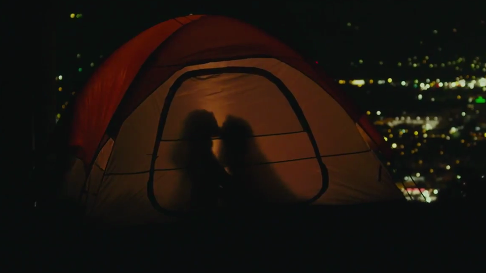 AWOL Trailer - AWOL Trailer OV - FILMSTARTS.de