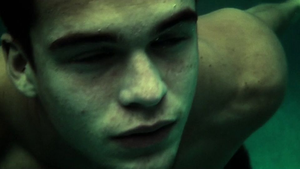 Moss Trailer - Moss Trailer OV - FILMSTARTS.de