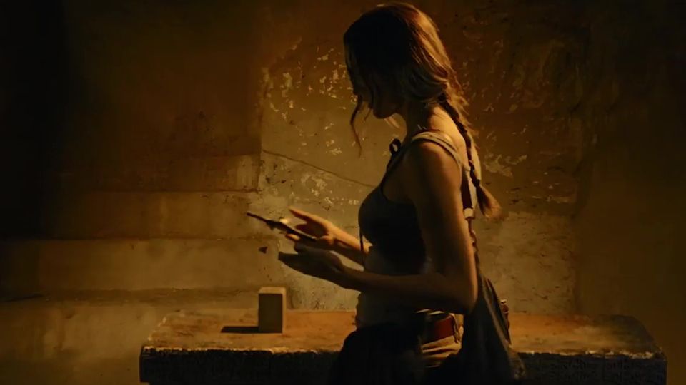Tomb Invader Trailer - Tomb Invader Trailer DF - FILMSTARTS.de