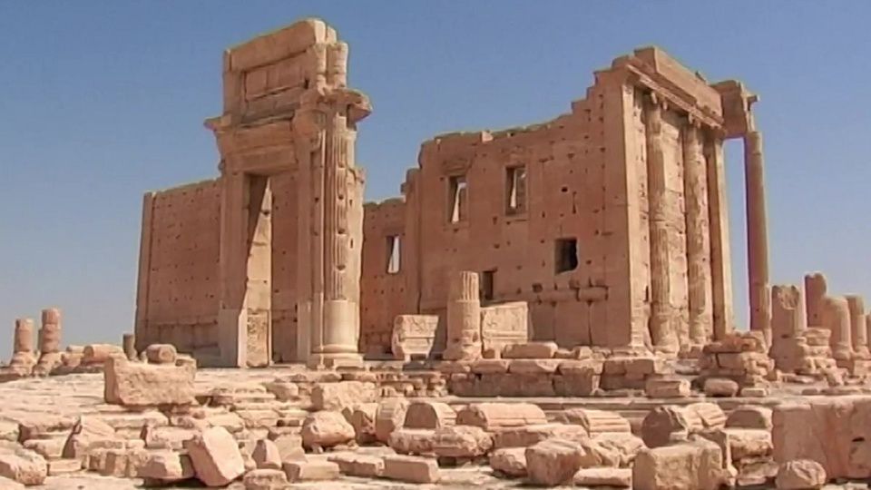 Palmyra Trailer - Palmyra Trailer DF - FILMSTARTS.de