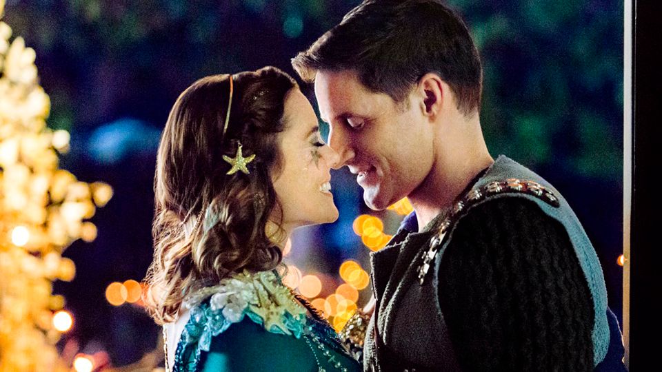 October Kiss Trailer - October Kiss Trailer OV - FILMSTARTS.de