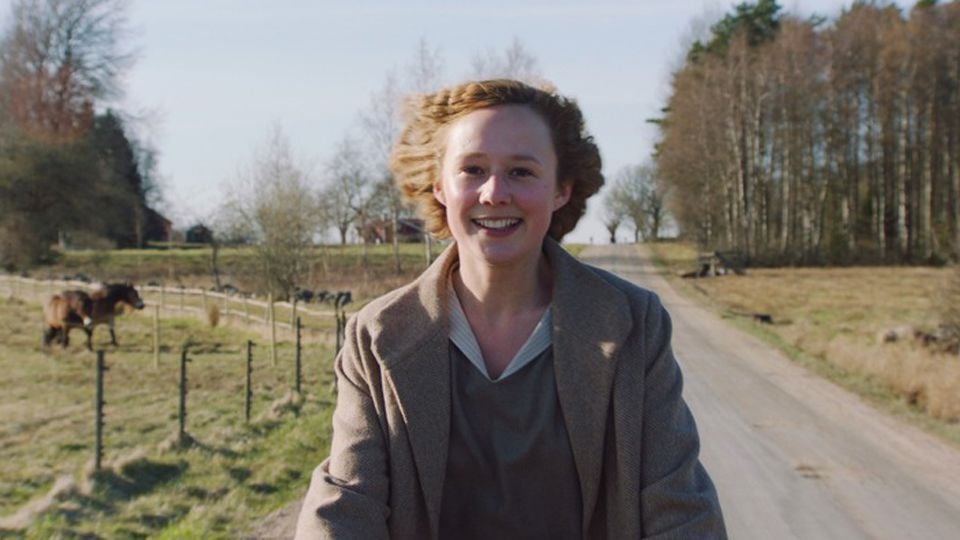 Astrid Trailer - Astrid Trailer DF - FILMSTARTS.de