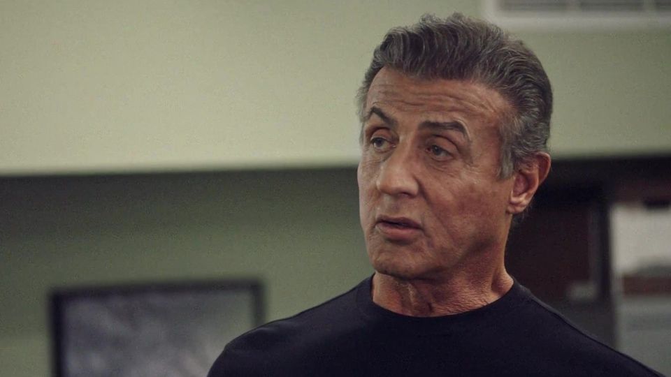 Backtrace Trailer - Backtrace Trailer (2) OV - FILMSTARTS.de