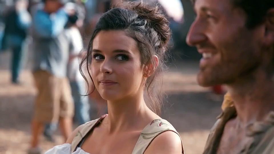 American Princess Trailer OV - Trailer American Princess - FILMSTARTS.de