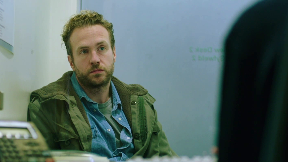 Denmark Trailer - Denmark Trailer OV - FILMSTARTS.de