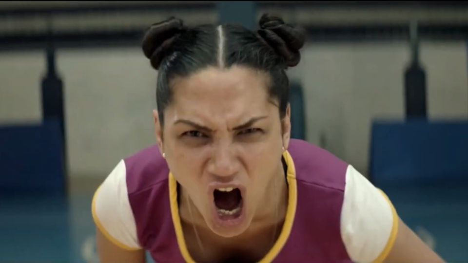 Girls With Balls Trailer - Girls With Balls Trailer OV - FILMSTARTS.de