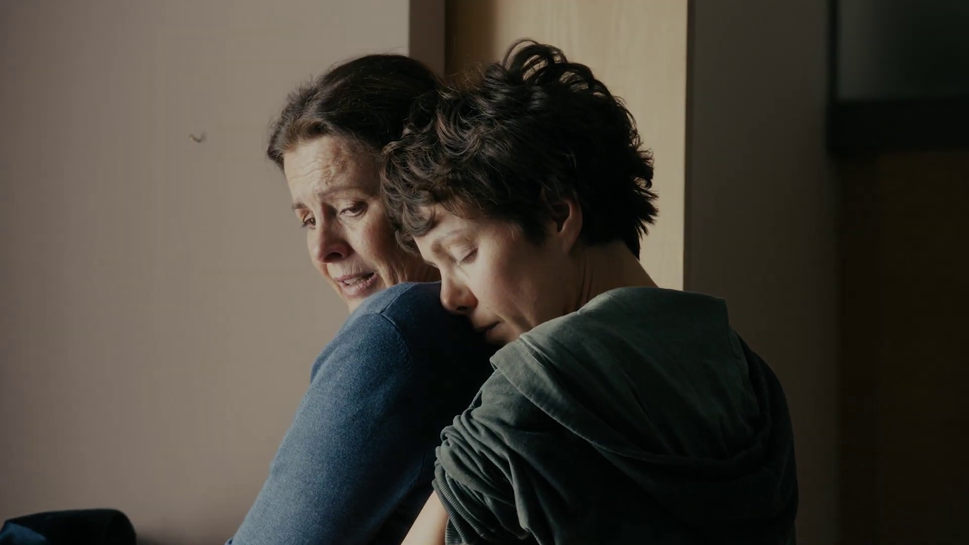 Balanceakt Trailer - Balanceakt Trailer DF - FILMSTARTS.de