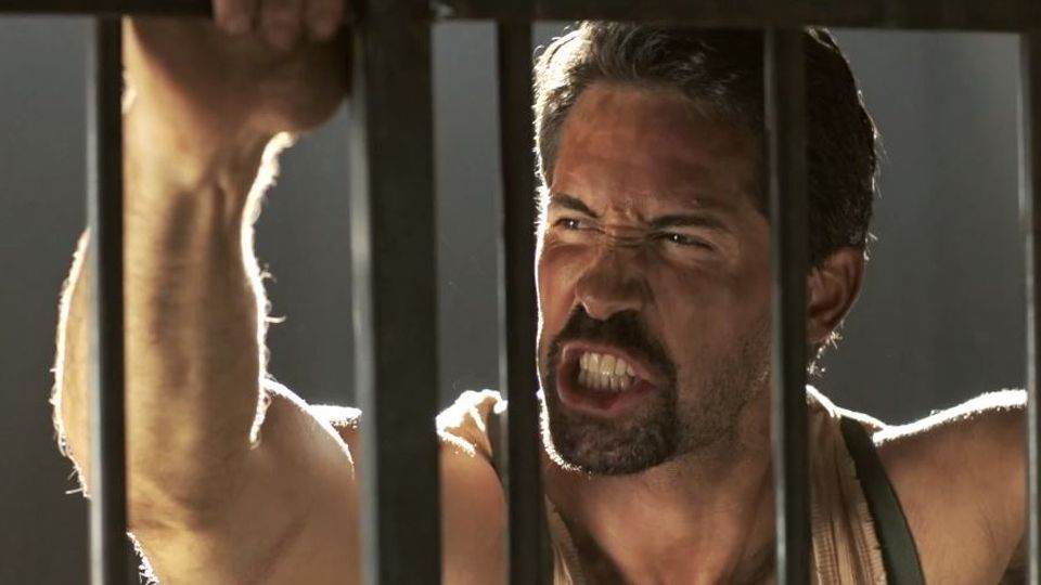 No Surrender Trailer - No Surrender Trailer DF - FILMSTARTS.de