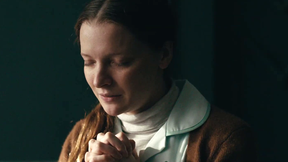 Saint Maud Trailer - Saint Maud Trailer (2) OV - FILMSTARTS.de