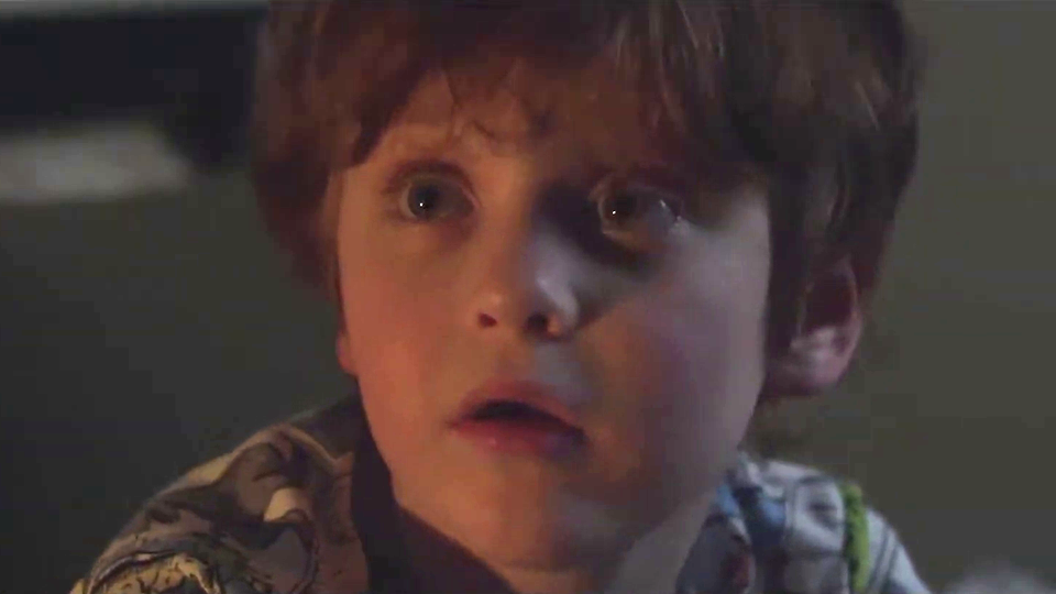 Evil Little Things Trailer - Evil Little Things Trailer OV - FILMSTARTS.de