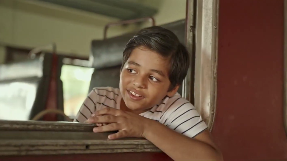 Funny Boy Trailer - Funny Boy Trailer OV - FILMSTARTS.de