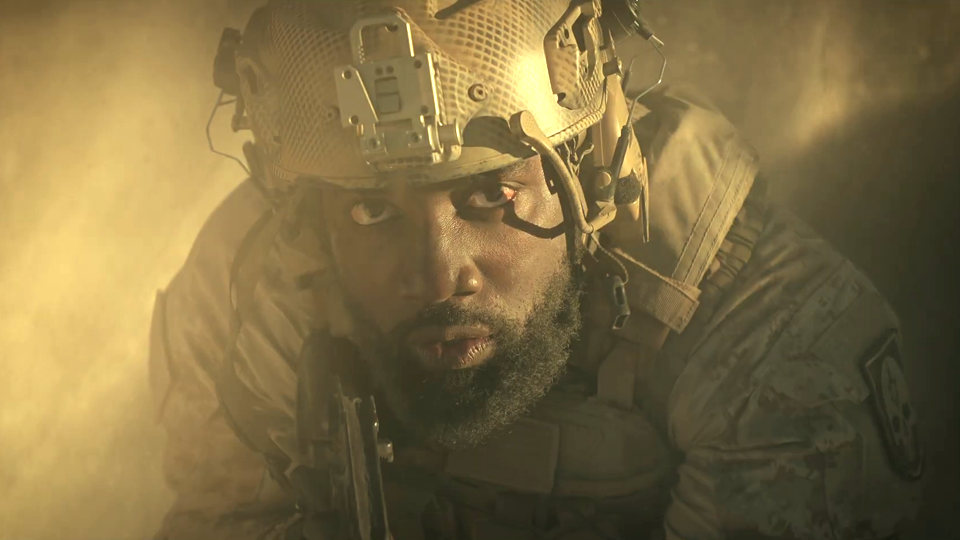 Infiltration Trailer OmdU - Trailer Infiltration - FILMSTARTS.de