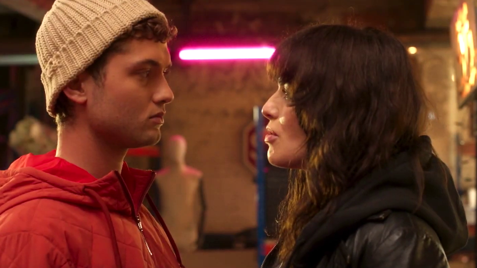 Twist Trailer - Twist Trailer DF - FILMSTARTS.de