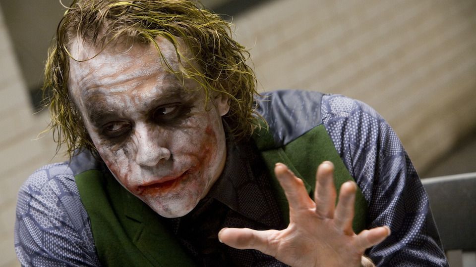 The Dark Knight Trailer - The Dark Knight Trailer DF - FILMSTARTS.de