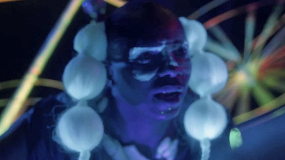 Neptune Frost Trailer - Neptune Frost Trailer OV - FILMSTARTS.de