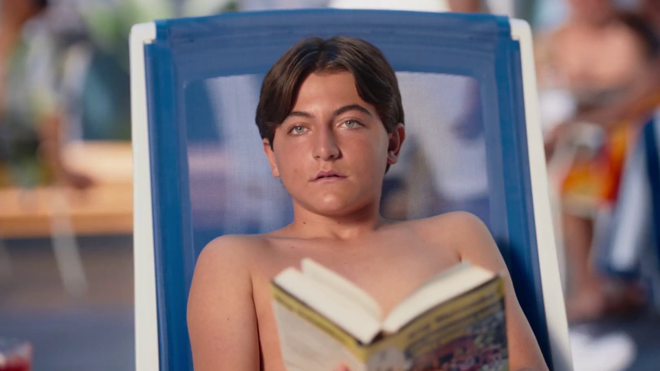 Beau Is Afraid Trailer - Beau Is Afraid Trailer (2) OV - FILMSTARTS.de