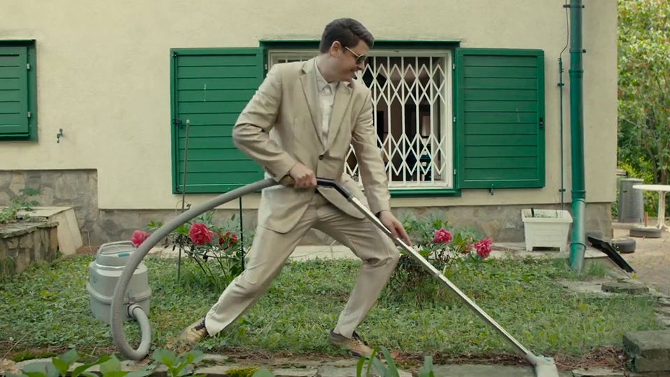 Vienna Calling Trailer - Vienna Calling Trailer DF - FILMSTARTS.de