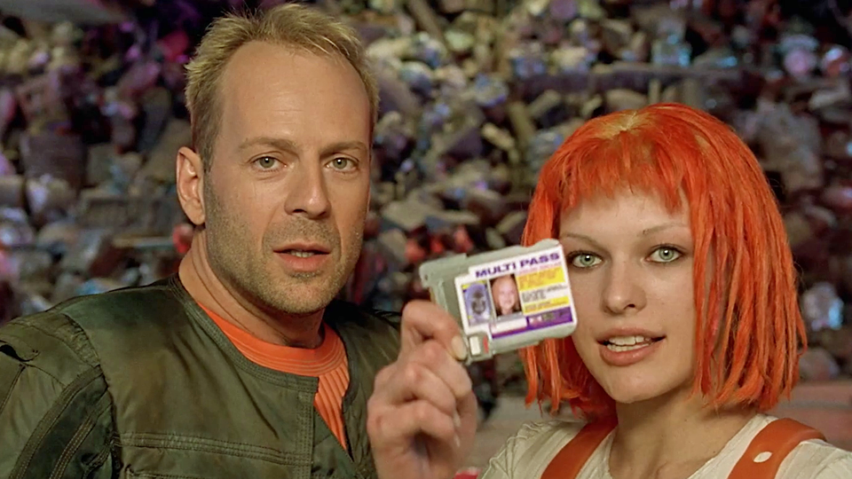 Das fünfte Element Trailer - Das fünfte Element Trailer DF - FILMSTARTS.de