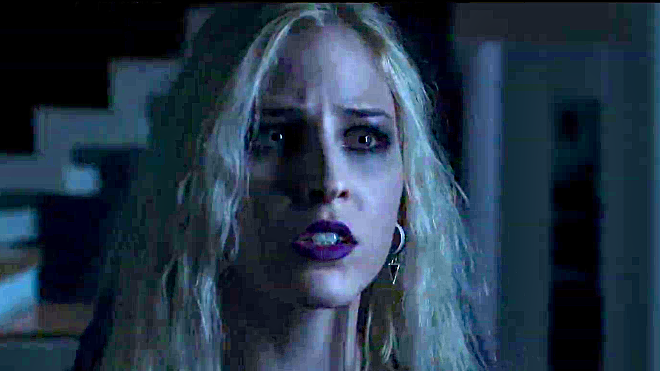 Witch Game Trailer - Witch Game Trailer DF - FILMSTARTS.de